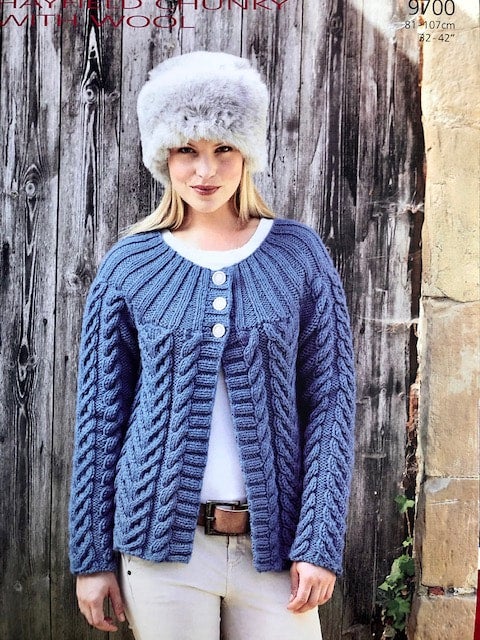 Hayfield : Chunky Knitting Pattern 9700 | Pack Lane Wool Shop